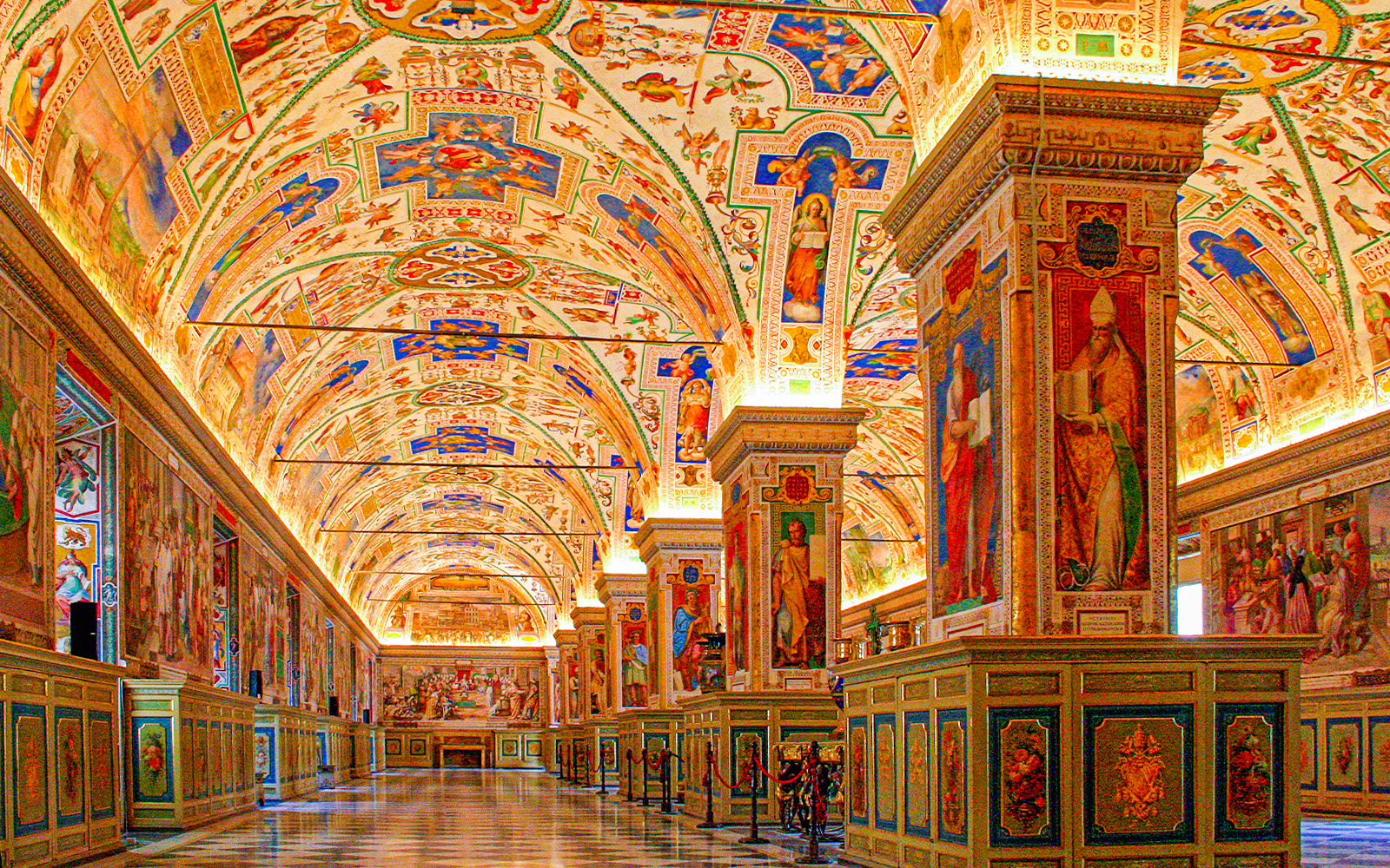 Odkryj sekrety watykańskich archiwów apostolskich